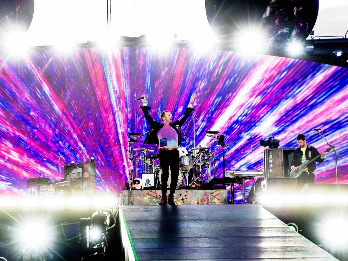 Rok bend Koldplej najavljuje reciklirane vinil ploče | EUpravo zato