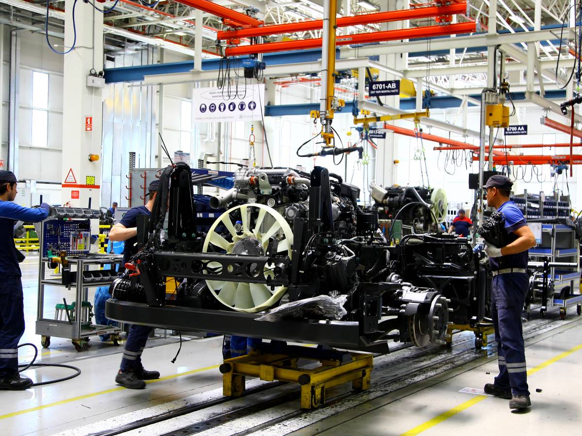 Mercedes premešta radna mesta iz Nemačke u Mađarsku | EUpravo zato